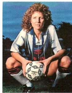Michelle Akers Bio: Career, Illness, Net Worth & Husband - Players Bio