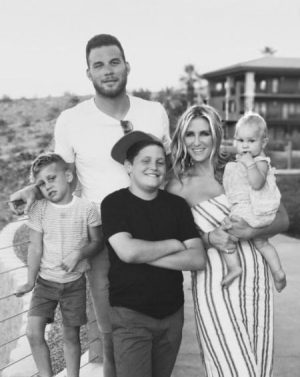 Brynn Cameron: Brother, Matt Leinart, Husband, Kids & Salary - Players Bio