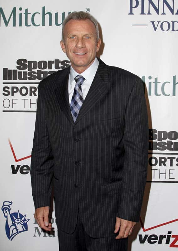 Joe Montana Bio: Leeftijd, Lengte, Vrouw, Carrière, Onderwijs, Netto ...