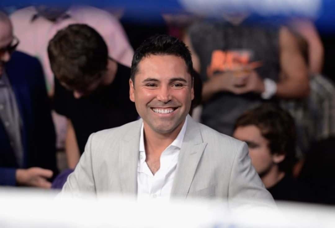 Oscar De La Hoya Bio [2021 Update]: Early Life, Career & Net Worth