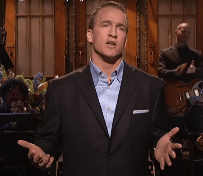 Peyton Manning Bio : Early Life, Career & Net Worth - Players Bio