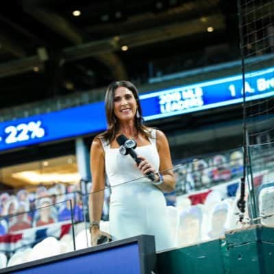 Emily Jones Bio: Early Life, Career, Net Worth & College - Players Bio