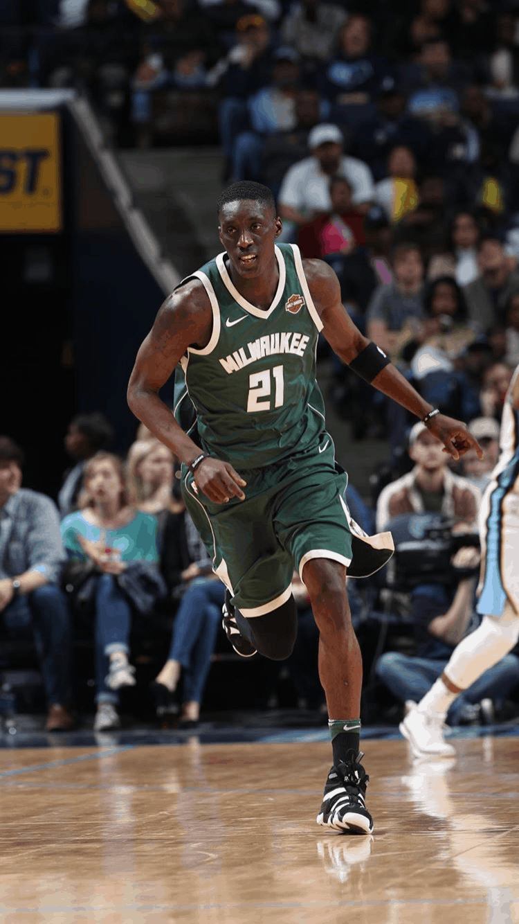 Tony Snell Bio: Stats, Contract, Wife, Career & Net Worth - Players Bio