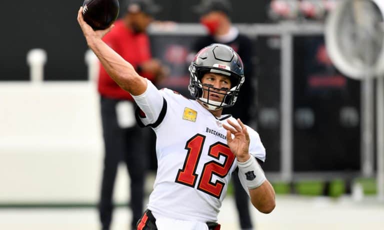 NFL: Top 10 Best Quarterback Ever - Players Bio