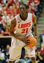 Tony Snell Bio: Stats, Contract, Wife, Career & Net Worth - Players Bio