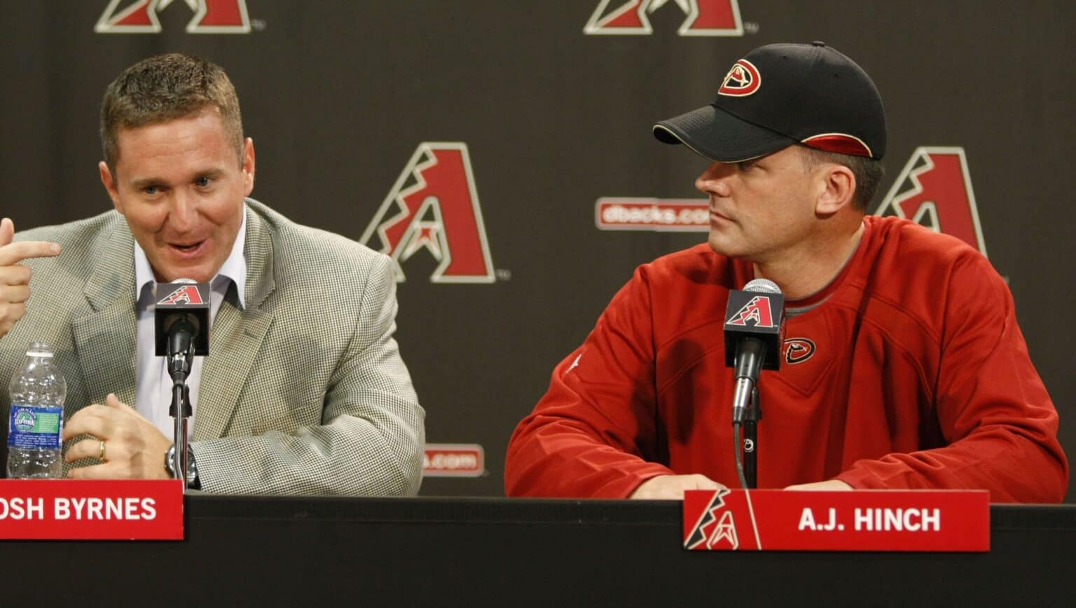 A. J. Hinch Bio, Early Life, Family, Baseball, Coach, Wife