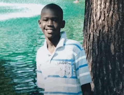 Young Makur - Players Bio