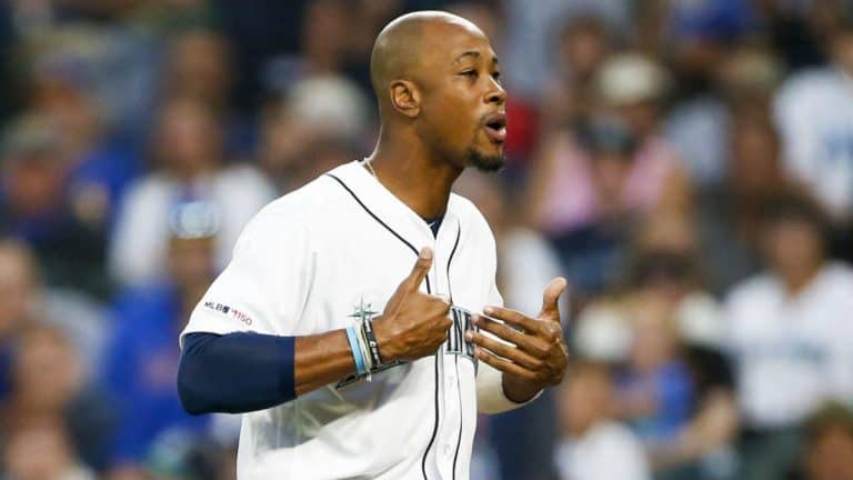 Keon Broxton : Early Life, Issues, Girlfriend & Net Worth - Players Bio