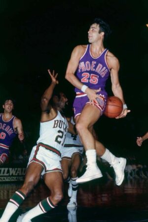 Gail Goodrich Bio: Stats, Net Worth, Wife & Hall of Fame - Players Bio
