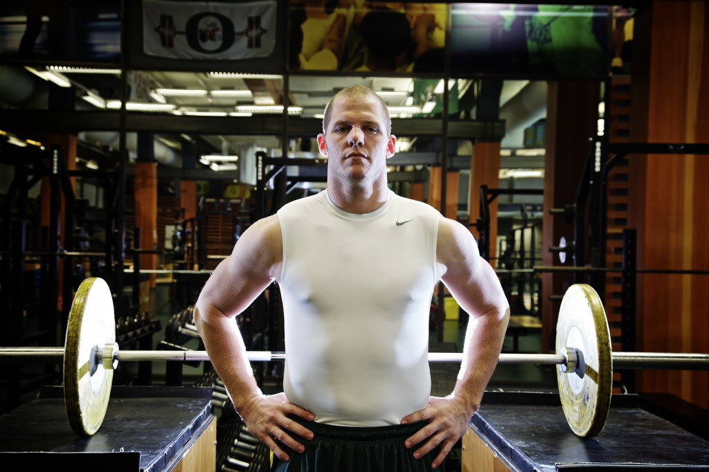 Former Defense lineman, Brandon Bair saves a life on Thursday crash ...