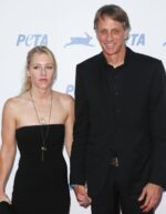 Tony Hawk Bio: Skateboarding Career, Spouse, 900 & Net Worth - Players Bio
