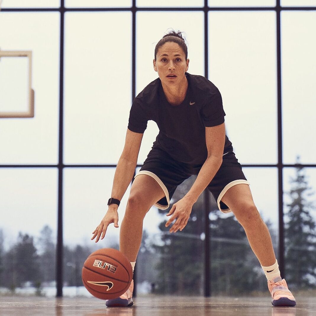 30 Professional Athletes who Identify as LGBTQ - Players Bio