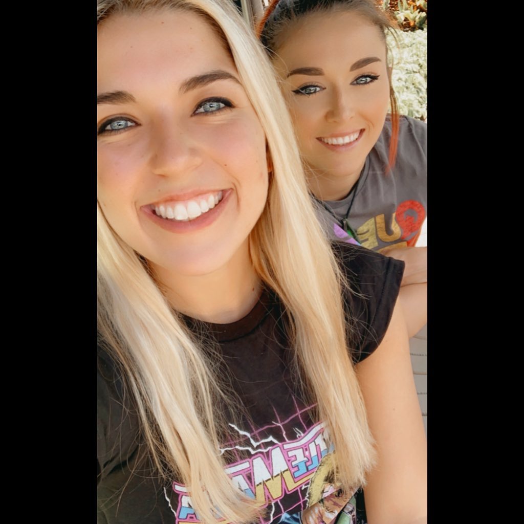 tegan-and-girlfriend - Players Bio