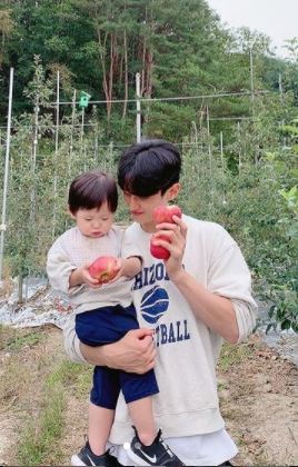 dae-hoon-son - Players Bio