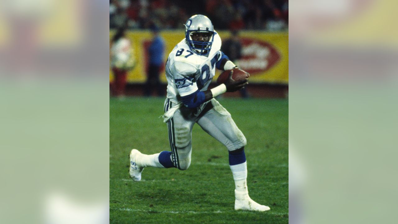 Charle-Young - Players Bio