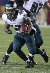15 Shortest NFL Players in History - Players Bio