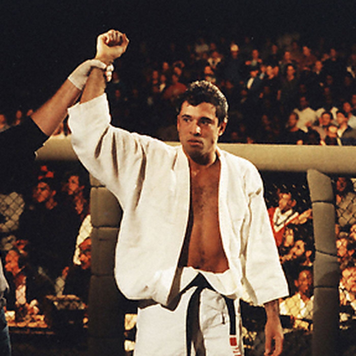 Royce Gracie Bio: Net Worth, Wife & Kids - Players Bio