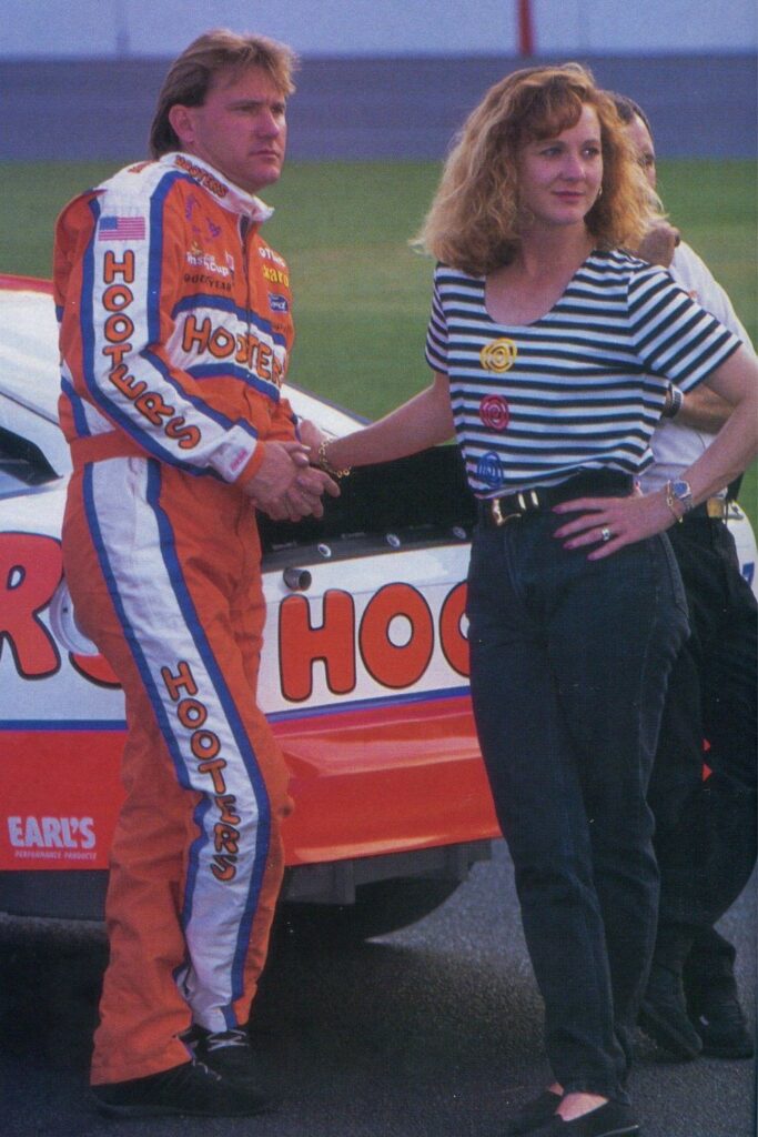 Top 12 Best NASCAR Drivers Of All Time - Players Bio