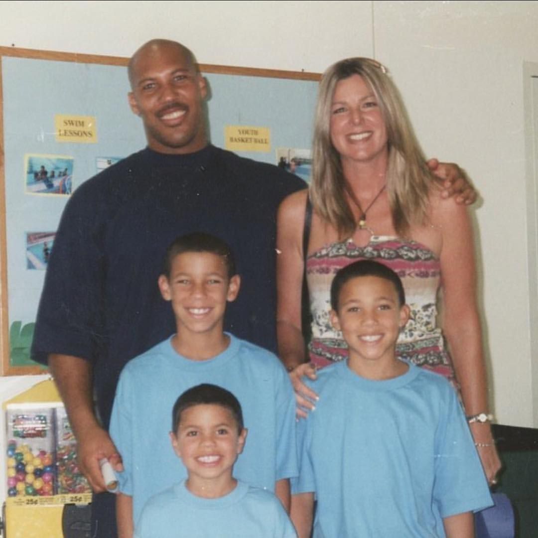 Tina-and-Lavar-sons - Players Bio