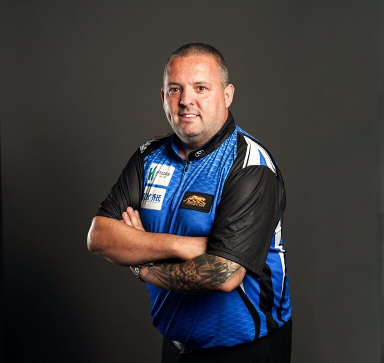 Know About The Magician Chris Melling - Players Bio
