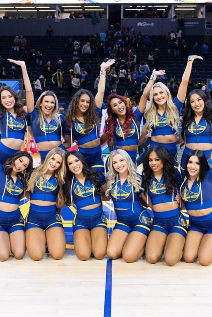 15 Best NBA Cheerleadering Squad Of 2022 - Players Bio