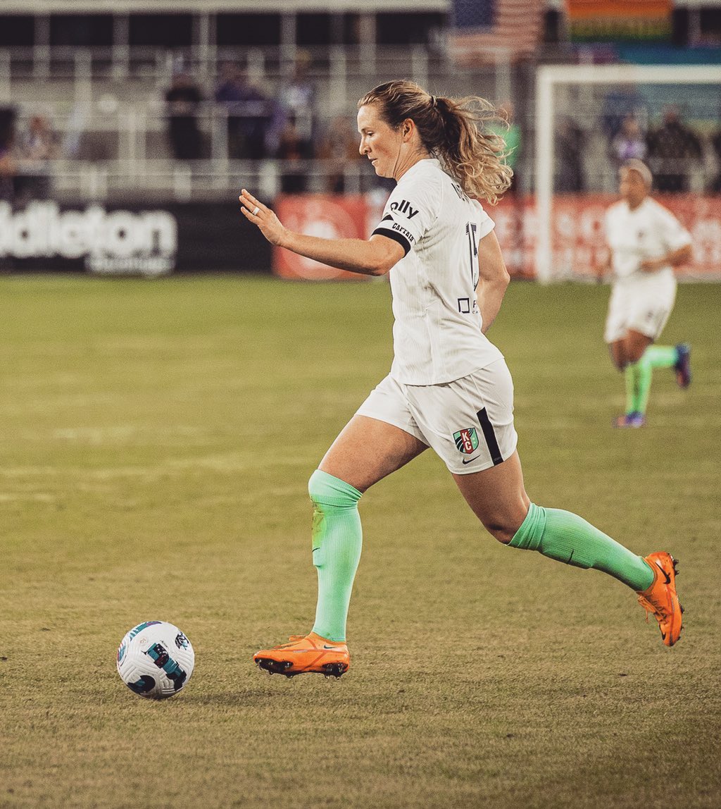 Sam Mewis [2022 Update]: Wedding, Jersey & Position - Players Bio