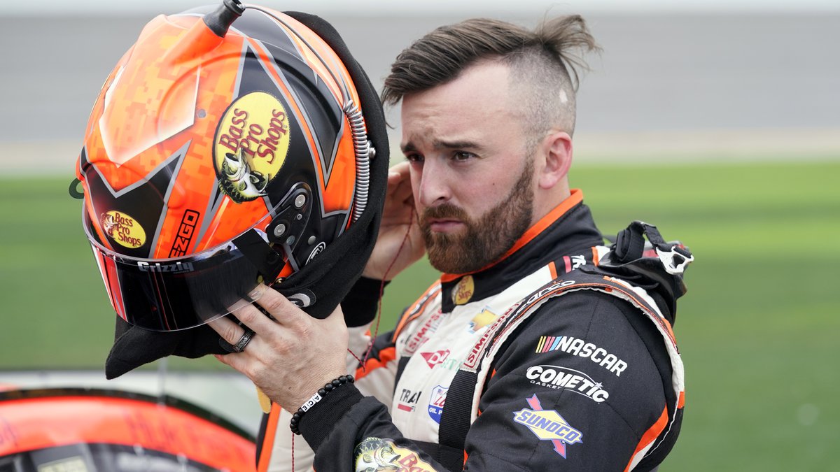 Austin Dillon: Racing Career, Movies & Injury - Players Bio