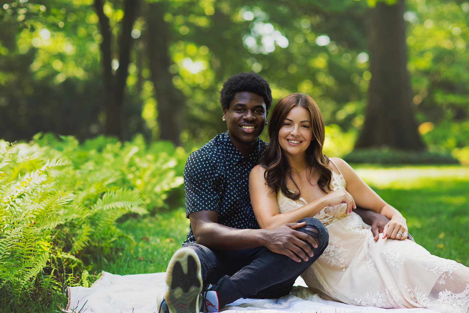 aaron-holiday-with-his-wife - Players Bio