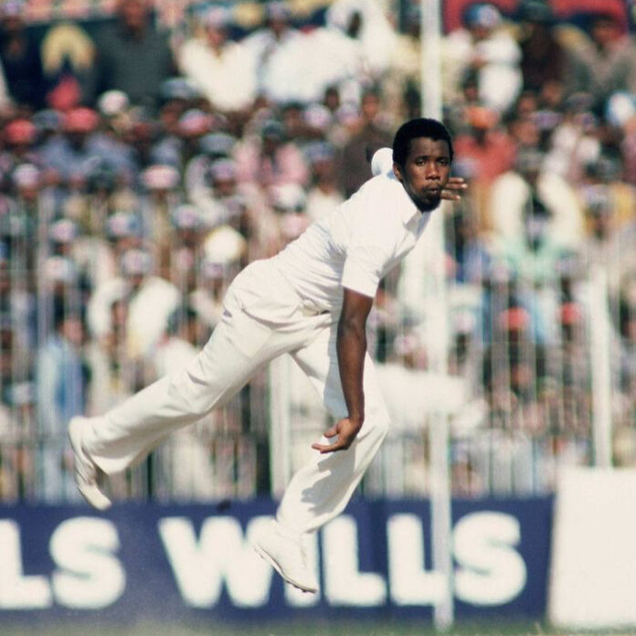 12 Top Fastest Bowler in the Cricket History - Players Bio