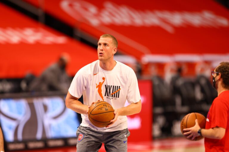 Mason Plumlee Bio: Career, NBA & Family - Players Bio