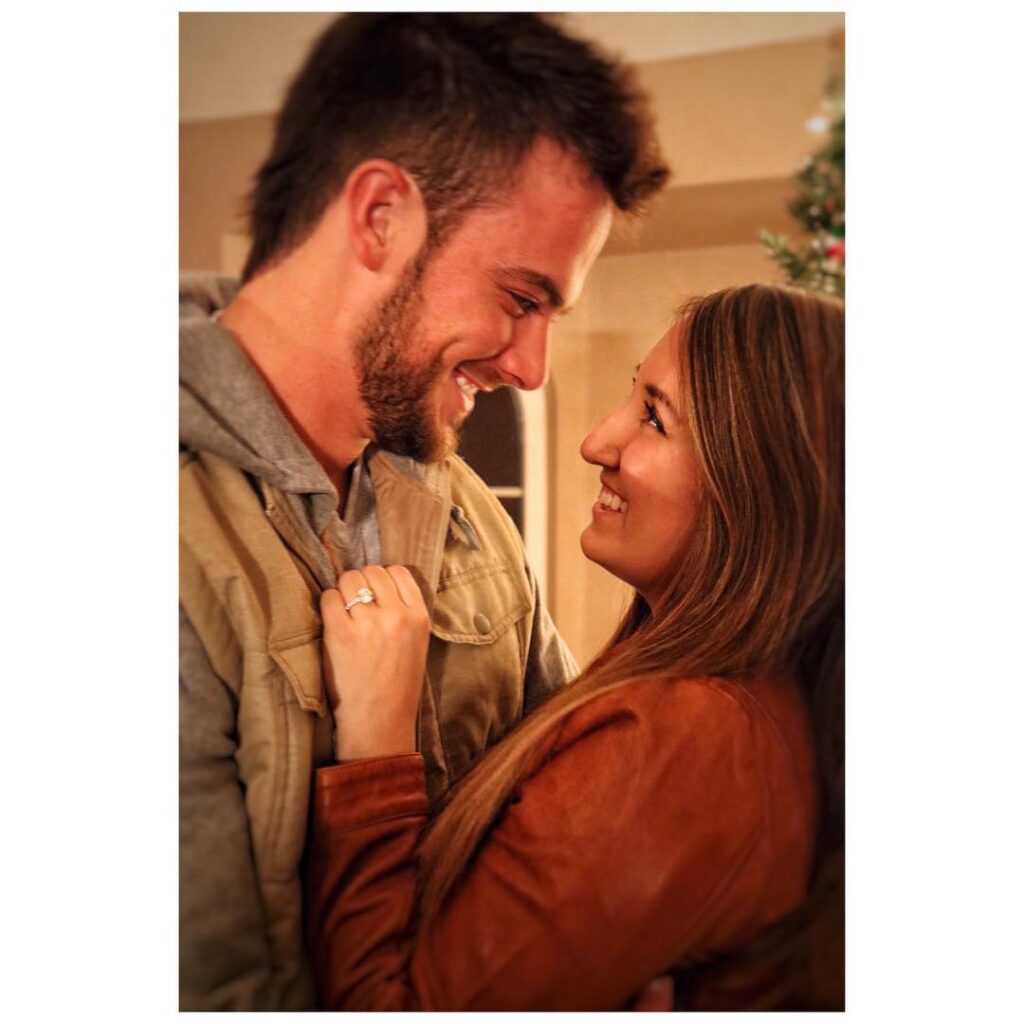 Jessica Delp Bryant Bio: Kris Bryant Wife, Nationality & Marriage ...