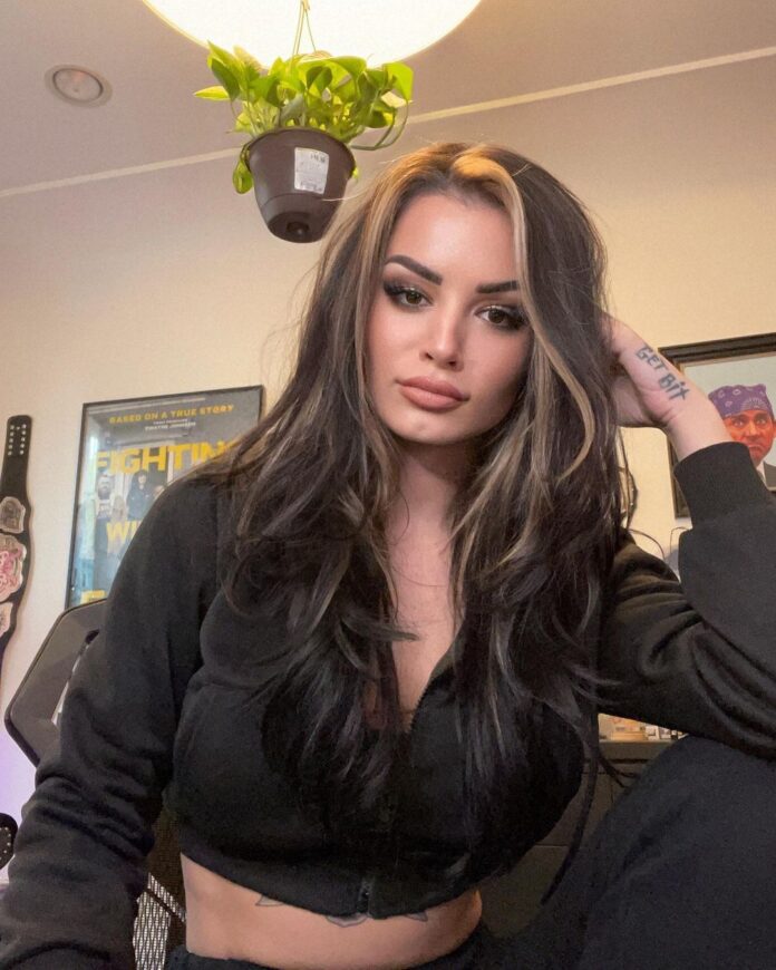 Raya Knight: WWE, Net Worth & Controversy - Players Bio