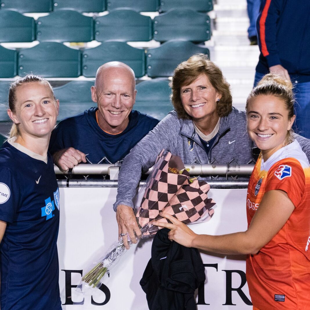 Sam Mewis: Early Life, Sister, Wedding, Husband, Jersey & Position ...