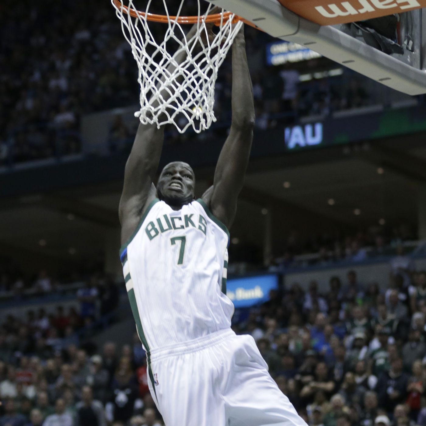Thon-Maker-in-the-Milwaukee-Bucks-jersey (Source: Brew Hoop) - Players Bio