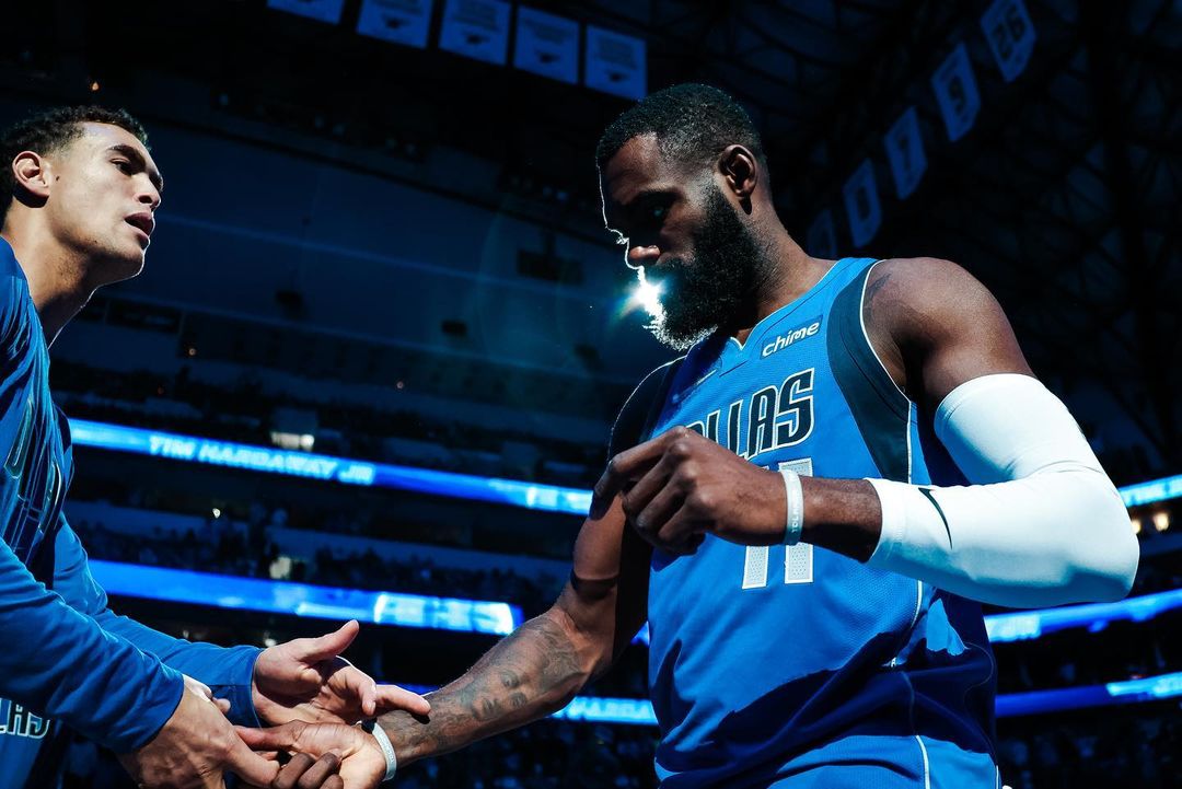 Tim-Hardaway-Jr.-in-the-Dallas-Mavericks-jersey - Players Bio