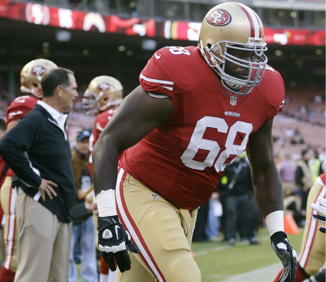 History's 10 Biggest NFL Players - Players Bio