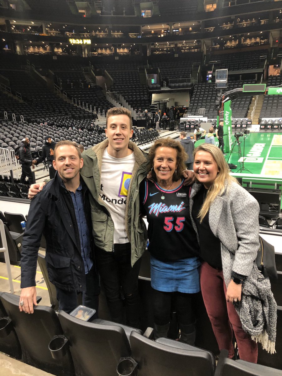 Duncan-with-his-mom-and-sister - Players Bio