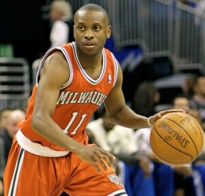 Earl Boykins: The Second Shortest NBA Player In The History - Players Bio