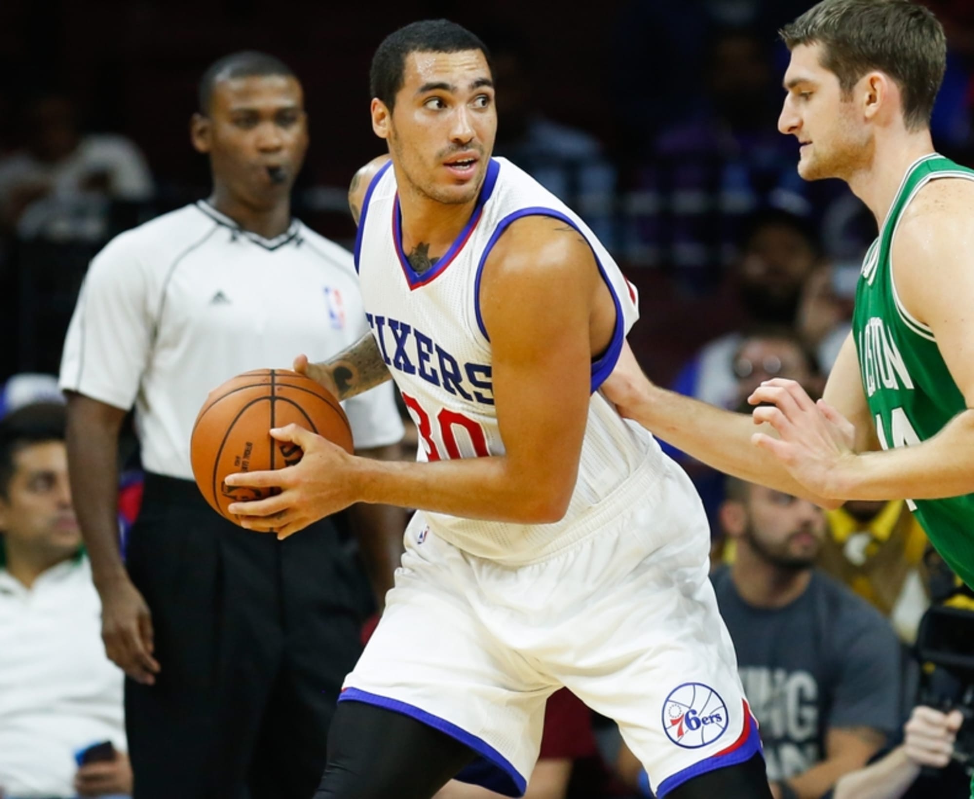 Drew Gordon: Awards & Net Worth - Players Bio