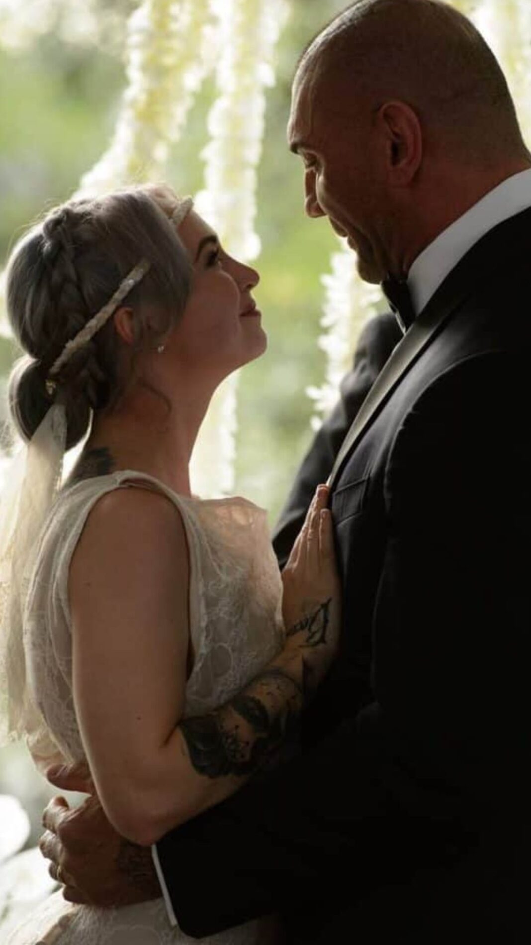 Sarah Jade, Ex-wife of Bautista: Wedding, Child & Birthday - Players Bio