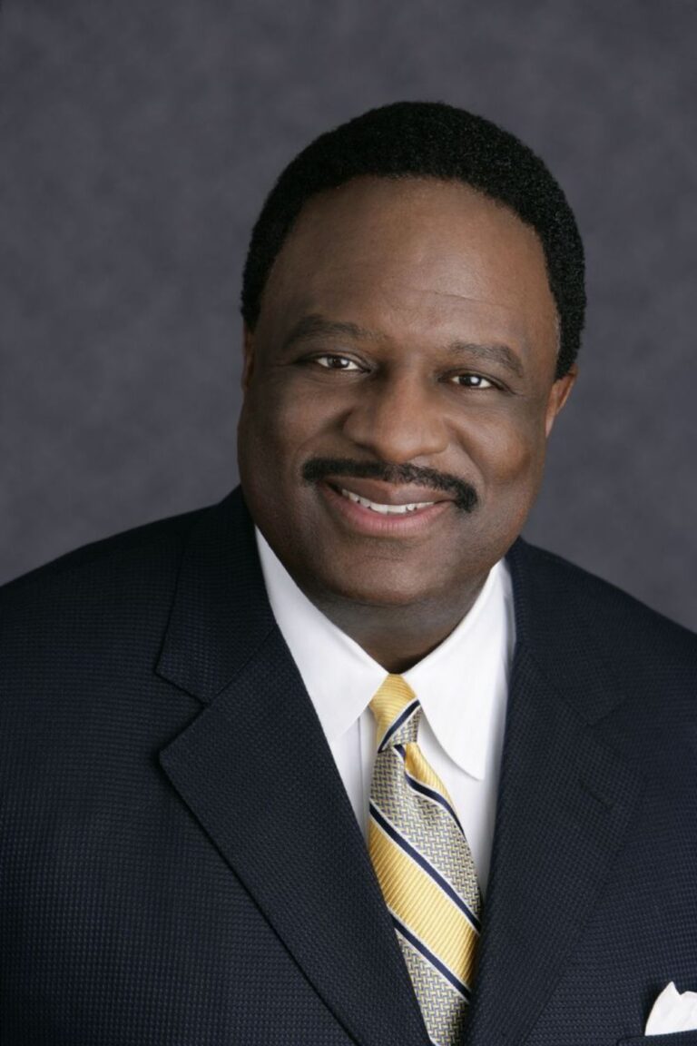 James Brown Bio: NFL, Early Life, Net Worth & Weight Loss - Players Bio