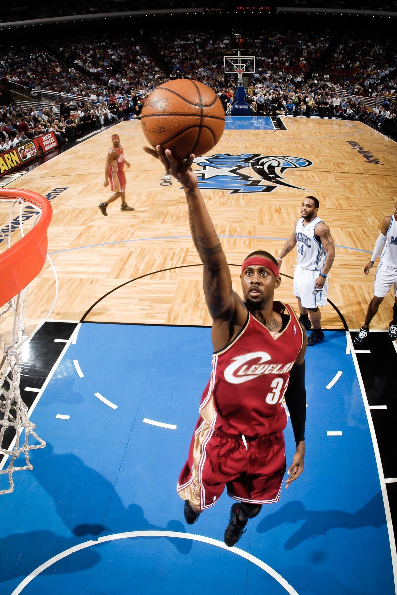 Larry Hughes playing for Cleveland (Source Closeup360) - Players Bio