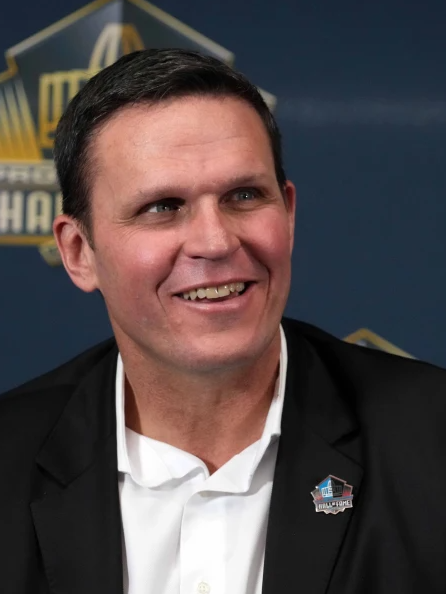 Former NFL player Tonny Boselli (Source USA today) - Players Bio