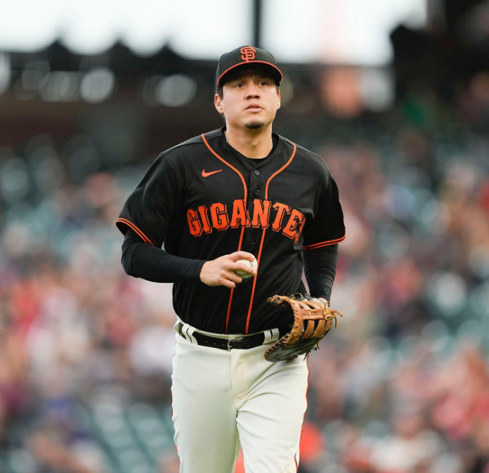 Who Is Wilmer Flores Wife? Career Life Explored - Players Bio