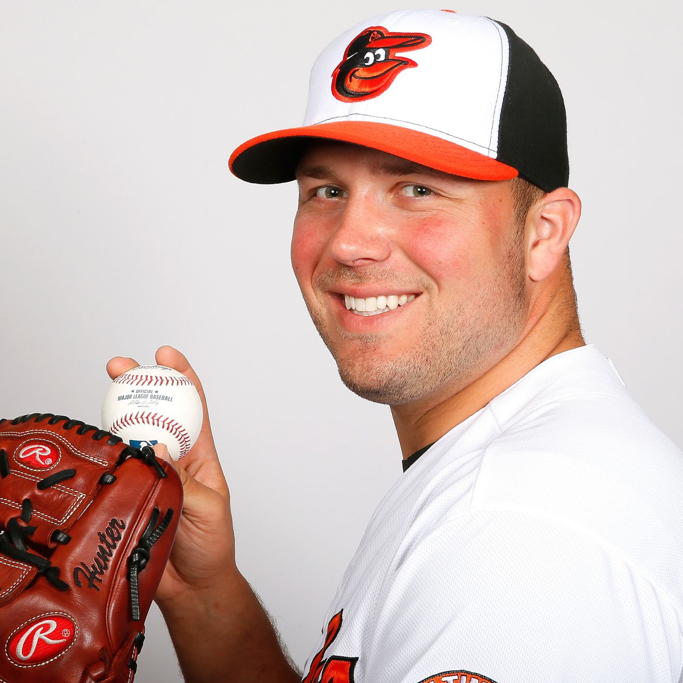 Tommy hunter, Camden Chat - Players Bio