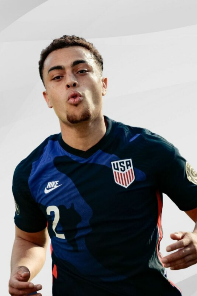 Sergino Dest: Height, Girlfriend, Net Worth & Instagram - Players Bio