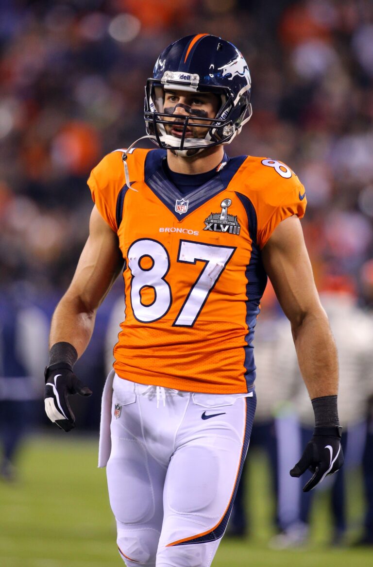 Eric Decker Wife: All About Jessie James Decker! - Players Bio
