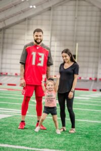 Mike Evans Wife: Ashli Dotson Bio & Career - Players Bio