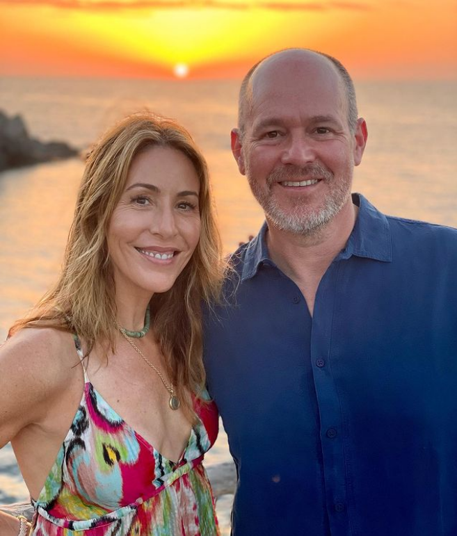 Rich Eisen's wife, Suzy Shuster - Players Bio