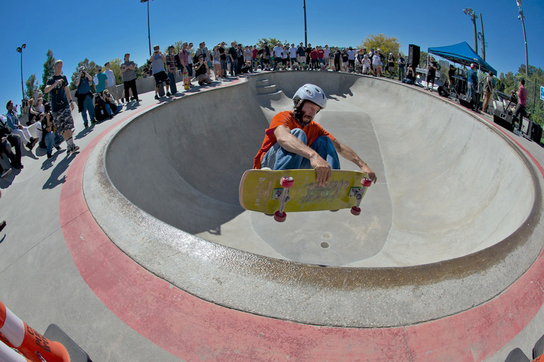 Tony Alva in action - Players Bio